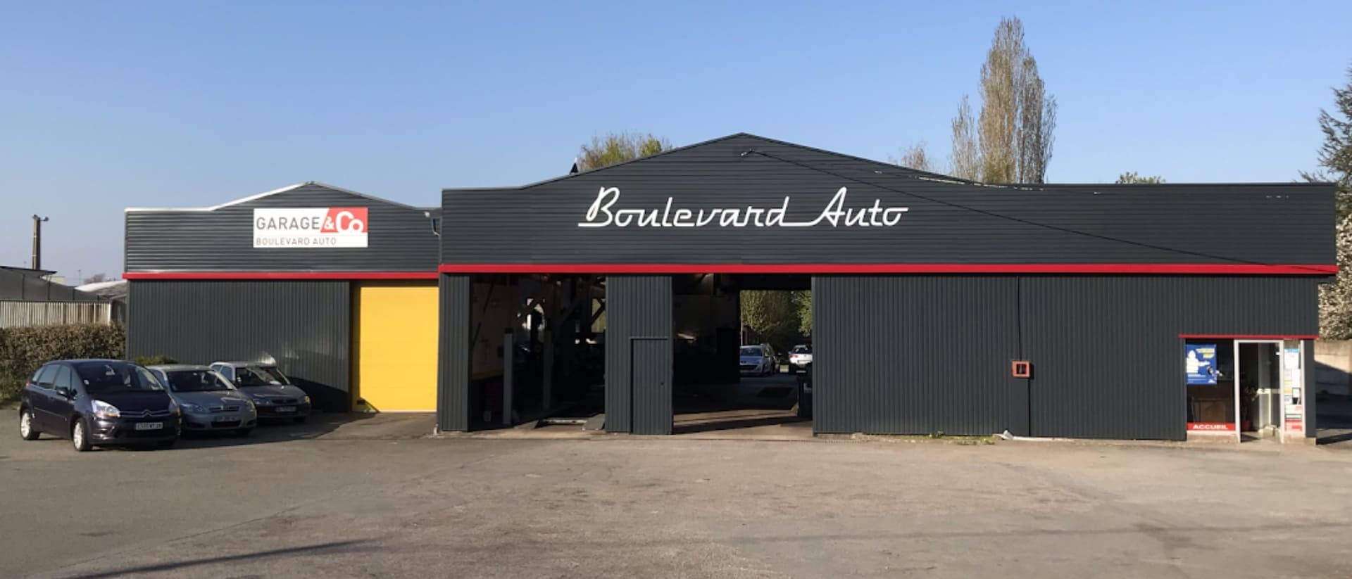 BOULEVARD AUTO – Vente de voiture à Laval