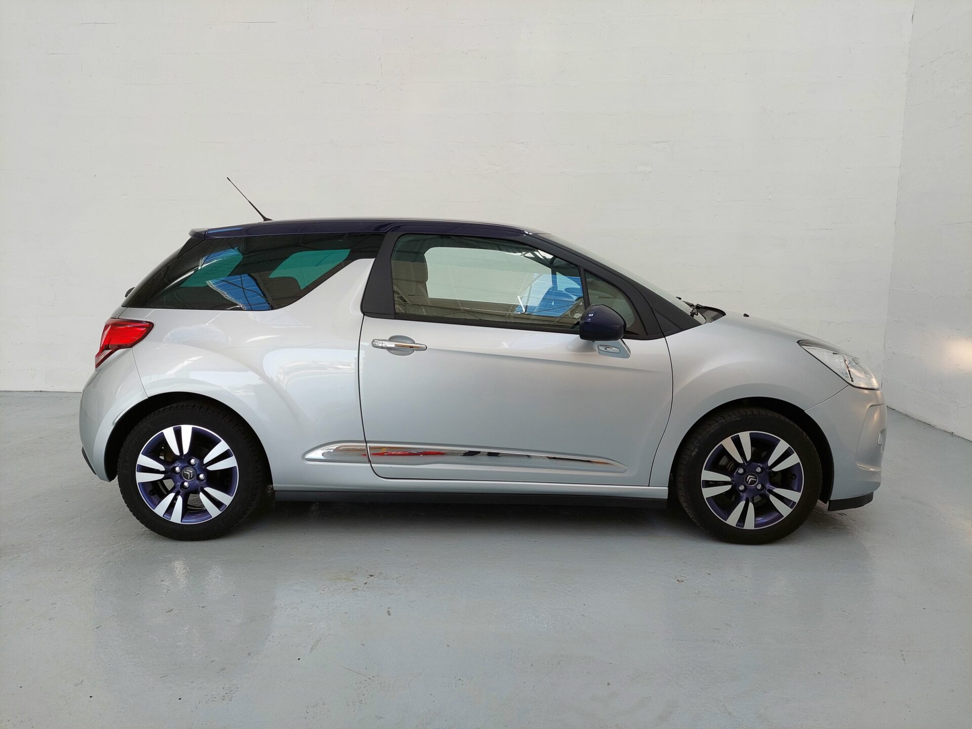 CITROËN DS3 SO CHIC 1.2i 80ch 12V - Boulevard Auto